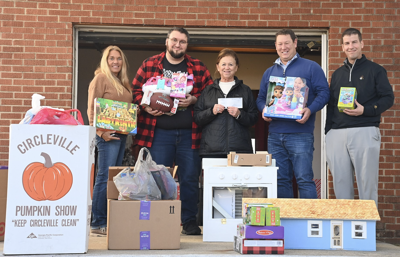 Elks donate $2,000 and toys to Toys for Tots | Community ...