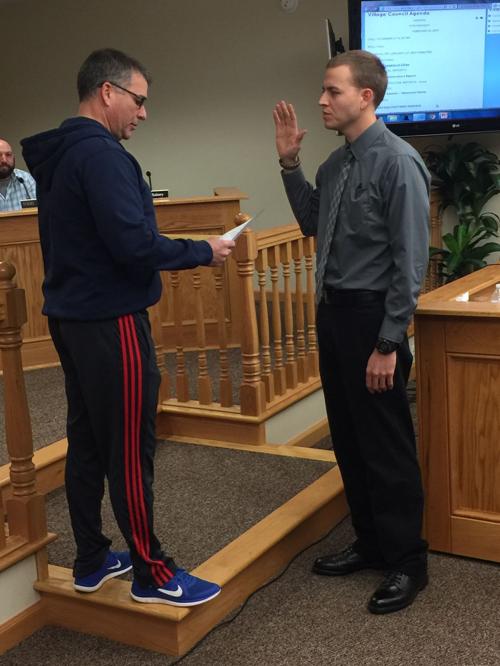 Ashville welcomes new police officer | News | circlevilleherald.com