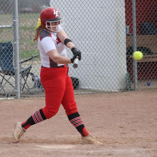 Big cushion comes in handy for Vikings | Sports | circlevilleherald.com