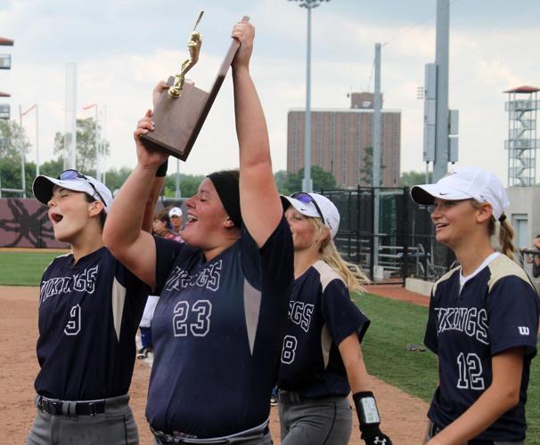Vikings edge Monarchs to return to Final Four | Sports ...