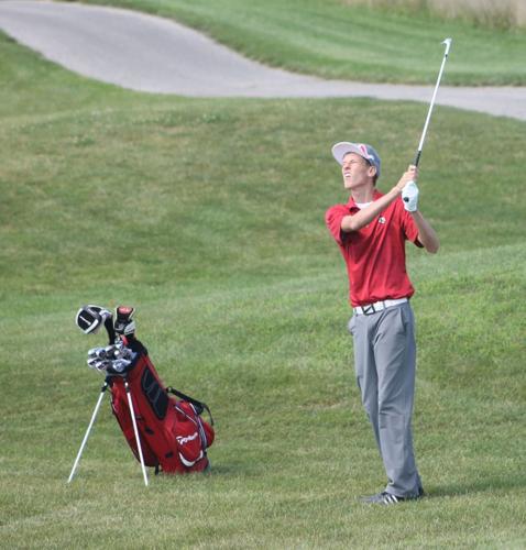 Boys golf: Braves finish fifth at district tournament | Sports ...