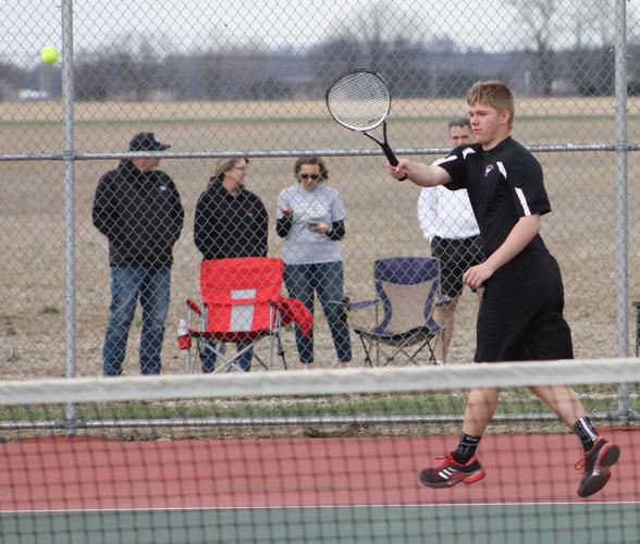 Logan Elm 4, Teays Valley 1 | Gallery | circlevilleherald.com