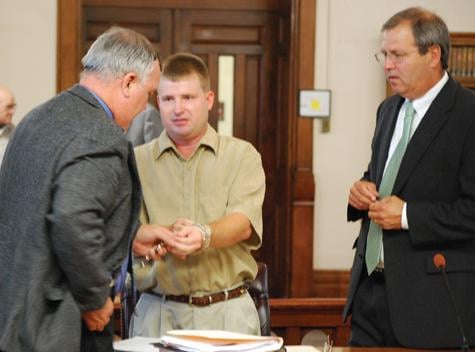 Wade gets 4 years, trip to Florida | News | circlevilleherald.com