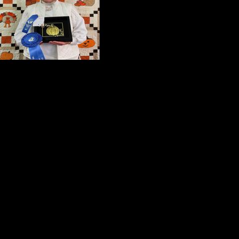 BEVERLY MARTIN - Arts & Crafts Winner | | circlevilleherald.com