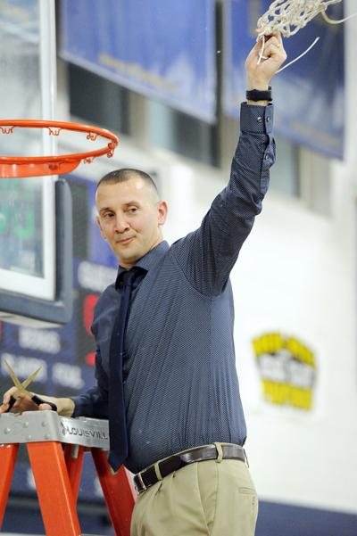 TV's Etzler going home to Crestview | Sports | circlevilleherald.com