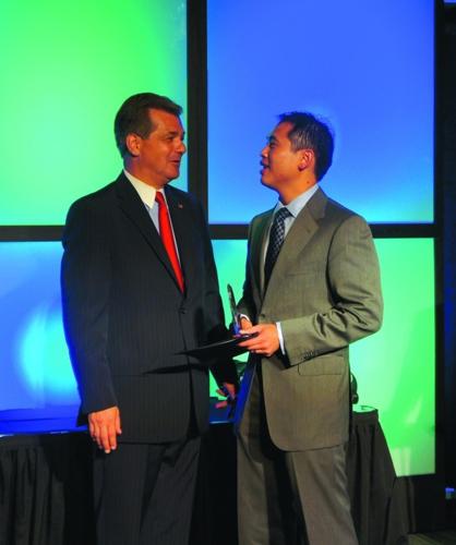 Local doctor receives ‘40 Under 40’ award | News | circlevilleherald.com