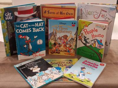 Goodwill donates books to educators | News | circlevilleherald.com