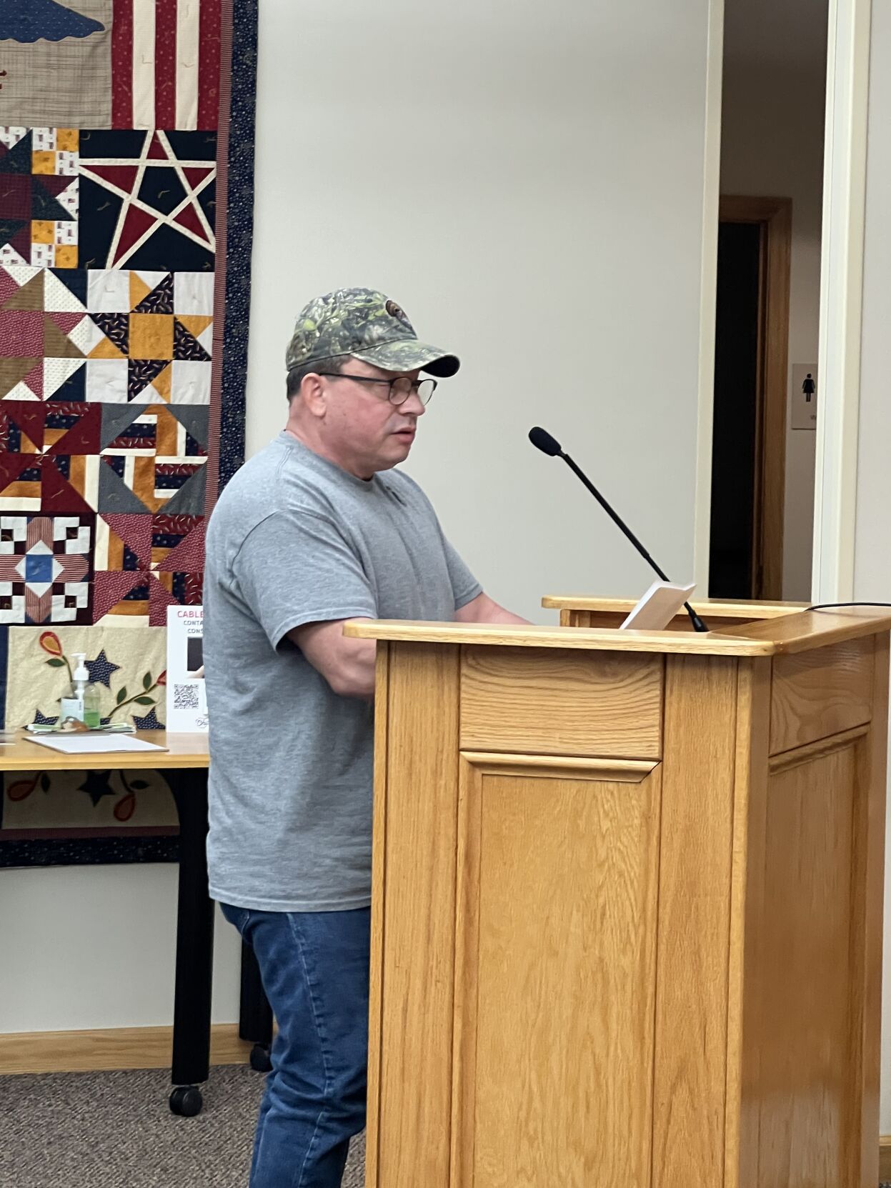 Citizens ask Ashville Councilman Henson to resign | News ...