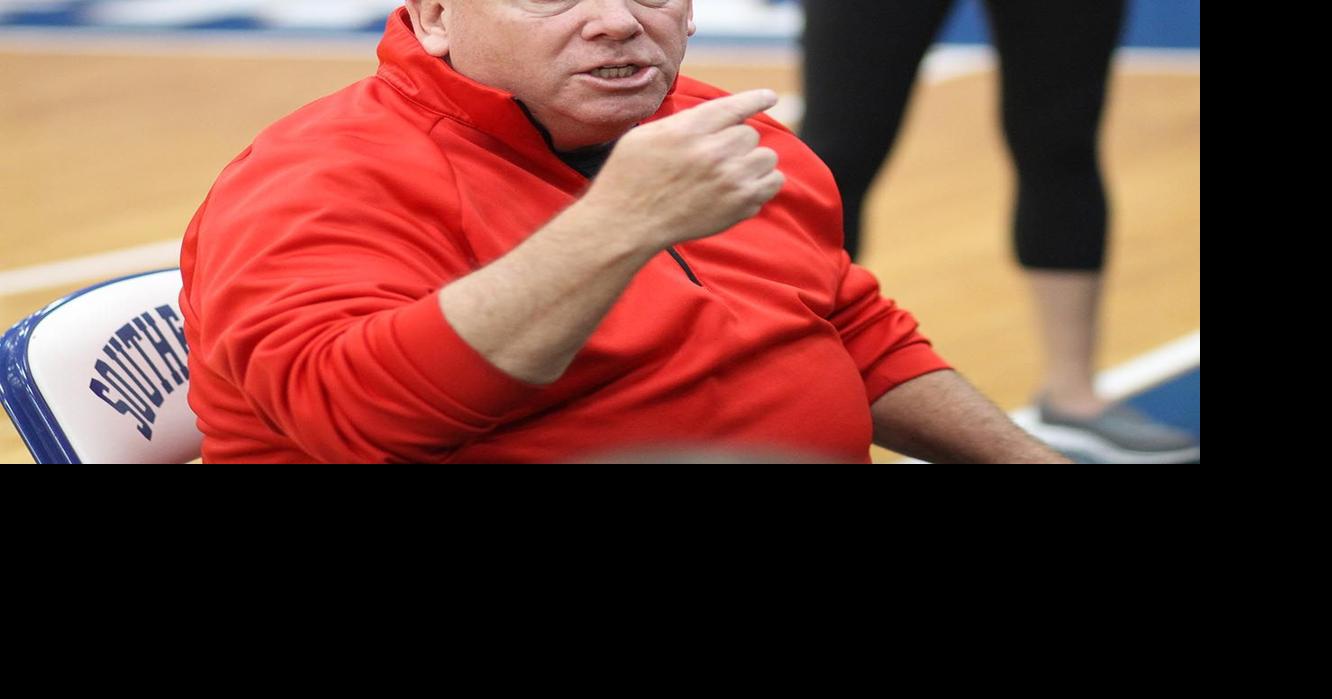 Kern leaving LE volleyball for college job | Sports | circlevilleherald.com