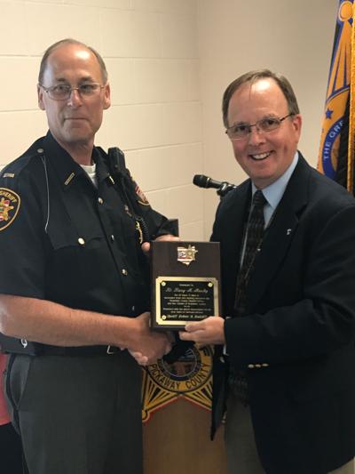 Lt. Mosley retires after 25 years of service | News | circlevilleherald.com