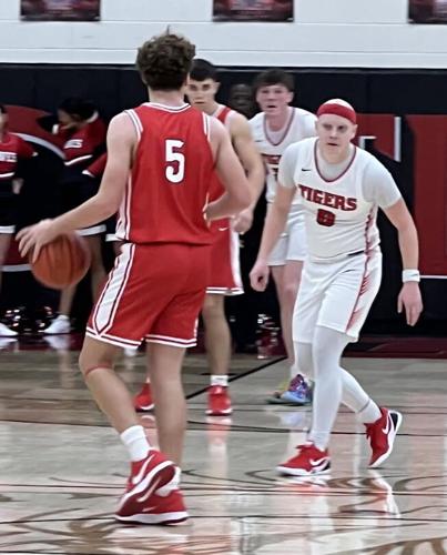 Lookback: Circleville boys storm back to defeat Logan Elm 53-47 ...