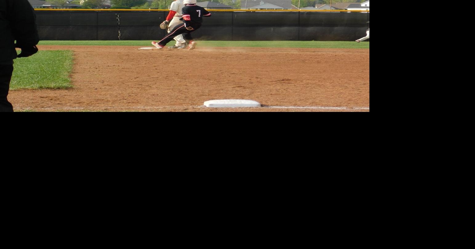 Circleville sweeps Logan Elm in regular season play | Sports | circlevilleherald.com