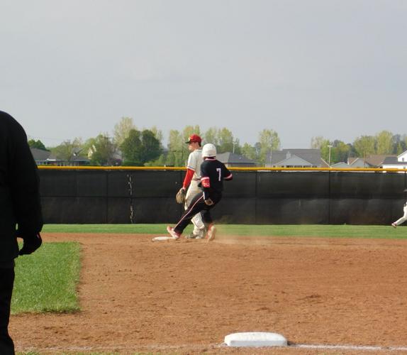 Circleville sweeps Logan Elm in regular season play | Sports ...