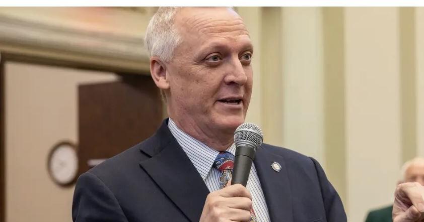 House approves effort to reduce state regulation | Business ...