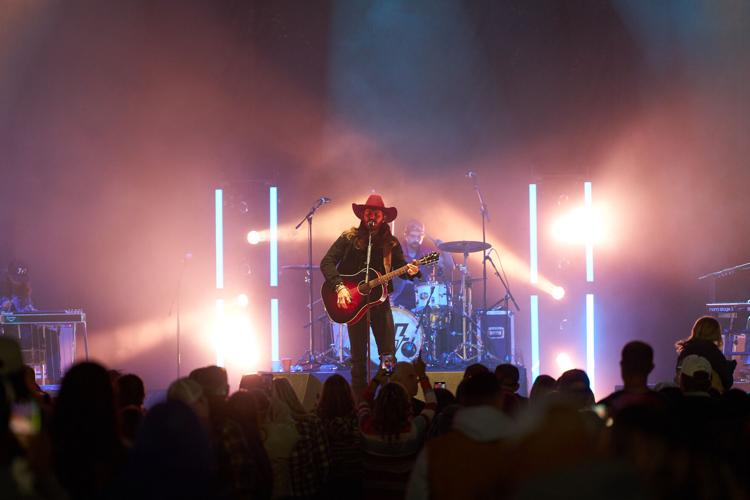 Warren & The Fray’s Unforgettable Sets | Arts & Entertainment ...