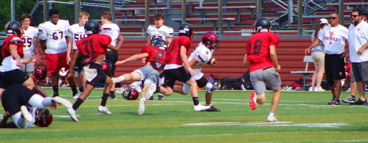 Claremore football hosts multi-team camp | Sports | claremoreprogress.com