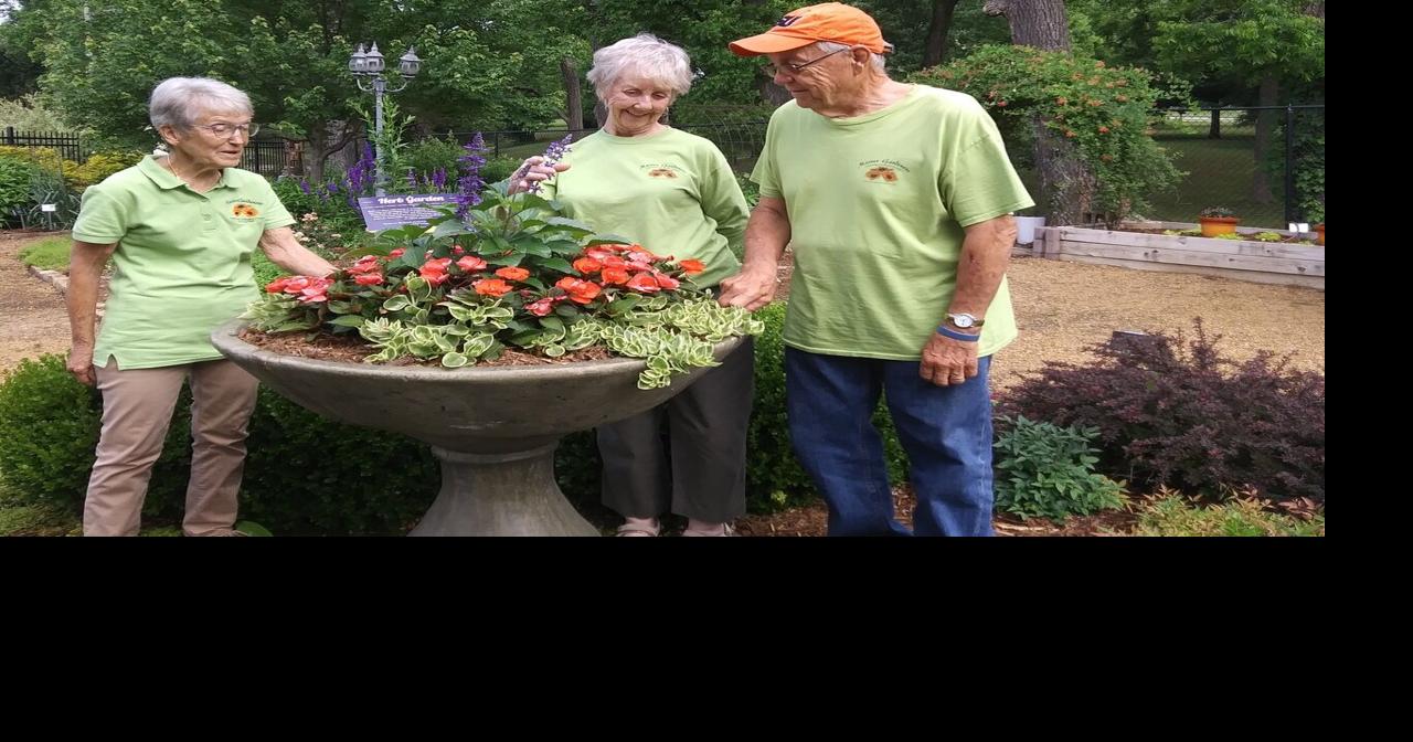Group of Master Gardeners share experience behind passion | News ...