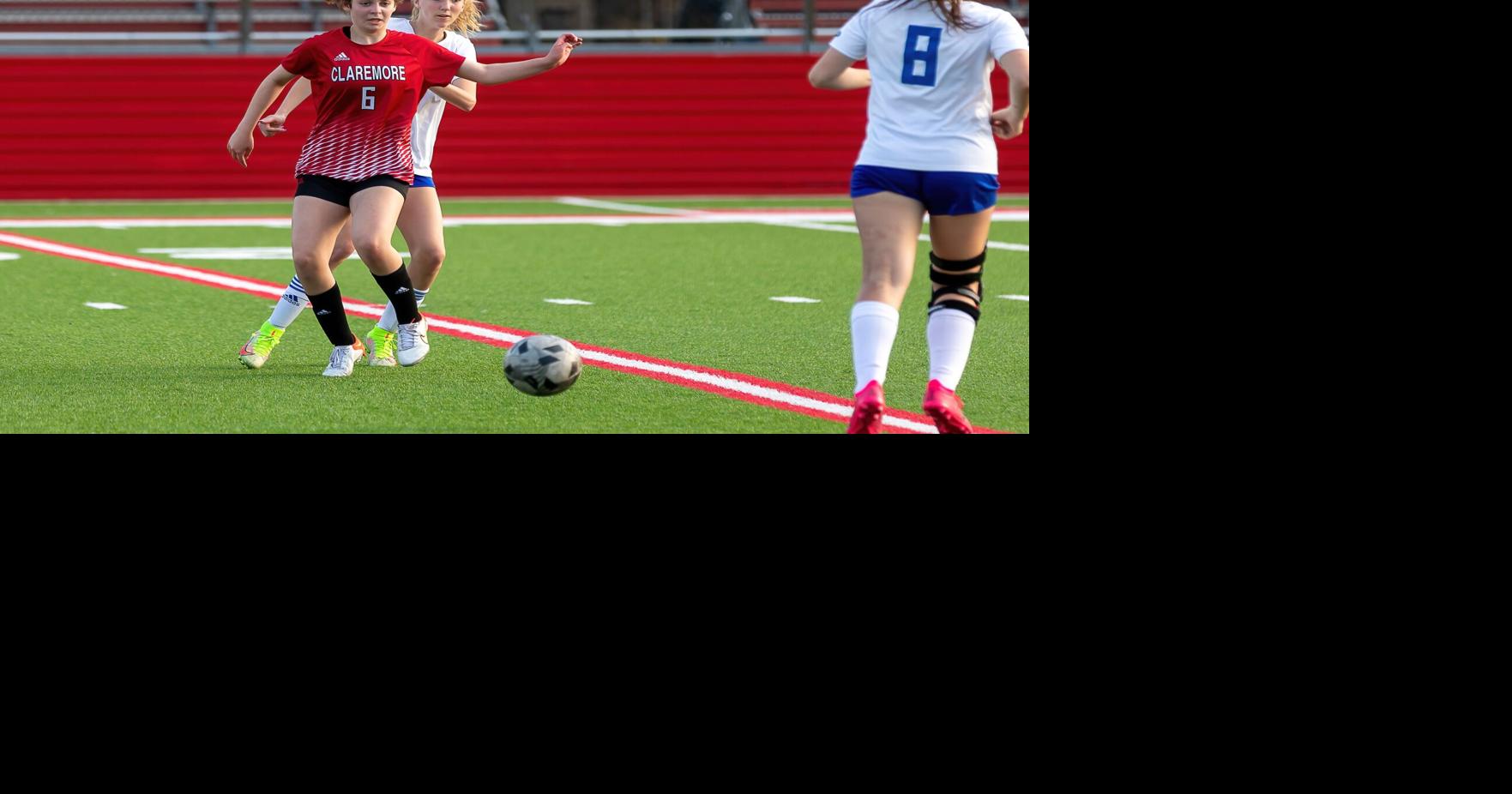 GIRLS SOCCER: Pickle's well-timed header sends Claremore past ...