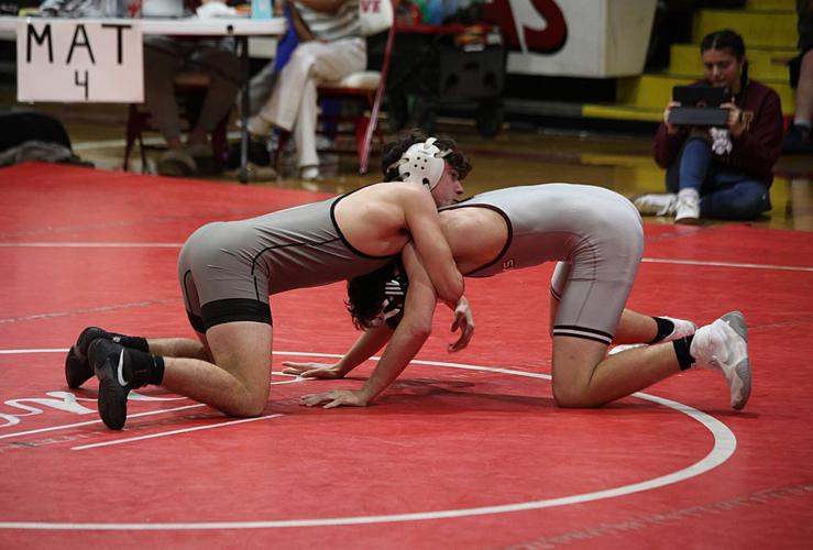 WRESTLING: Claremore racks up 7 dual wins, takes second at Donnie ...