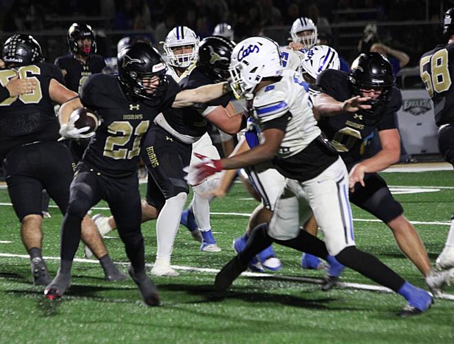 FOOTBALL: Inola overcomes slow start, earns first playoff win since ...
