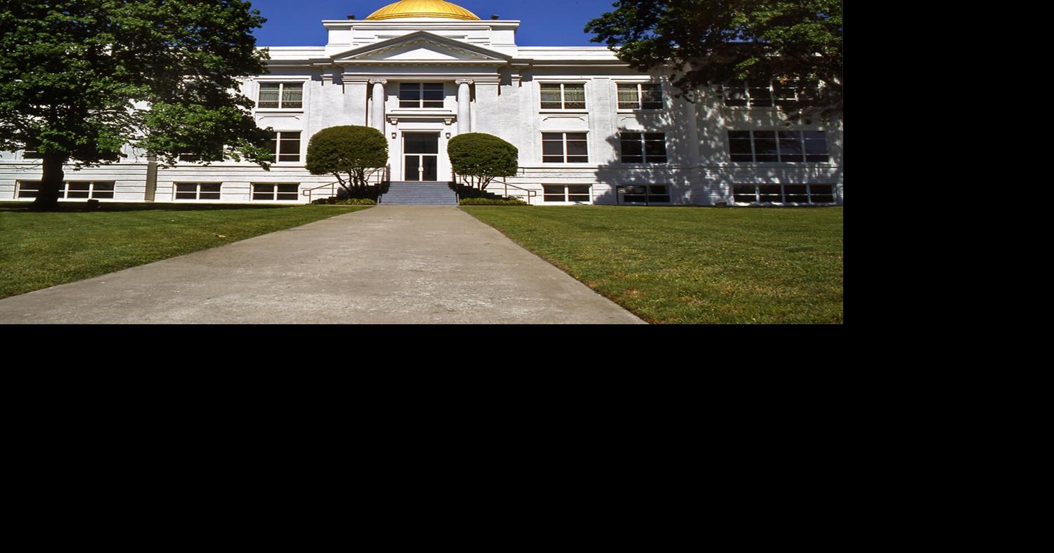 Rogers State University announces recipients of Faculty Senate Awards ...