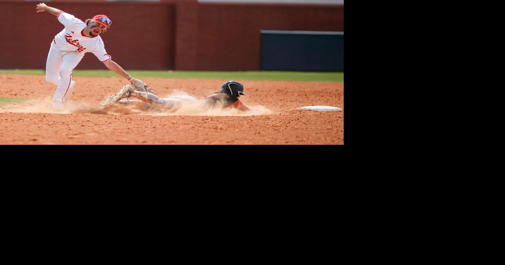 BASEBALL: Grimett’s clutch double lifts Claremore past Sallisaw in ...