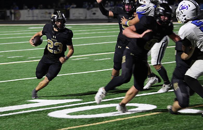 FOOTBALL: Inola overcomes slow start, earns first playoff win since ...