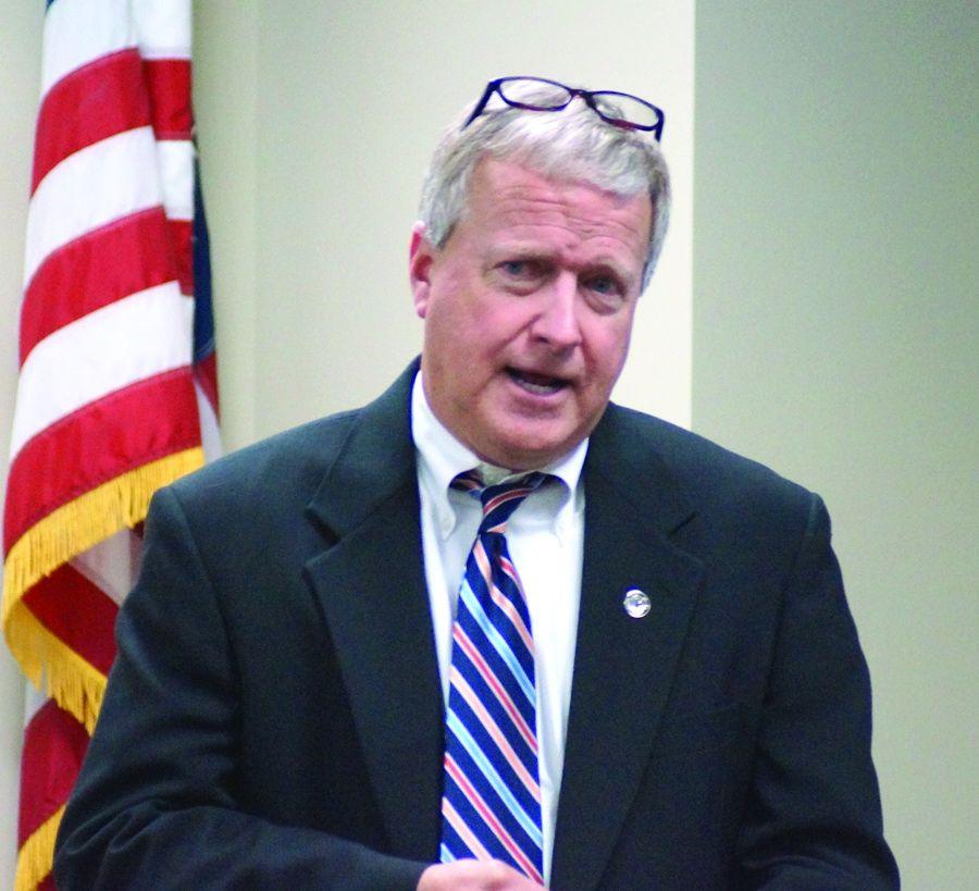 Former FBI agent keynotes symposium, discusses criminal profiling ...