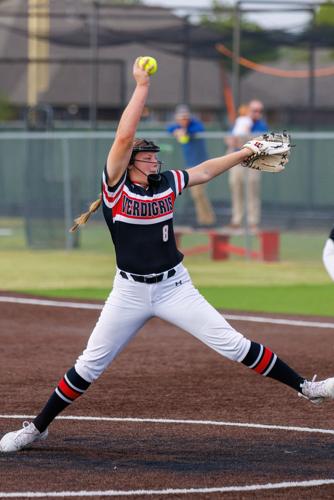 SOFTBALL: Verdigris falls short in district title race, bounces back ...
