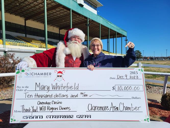 Shoppers win big in Santa Cash drawing | News | claremoreprogress.com