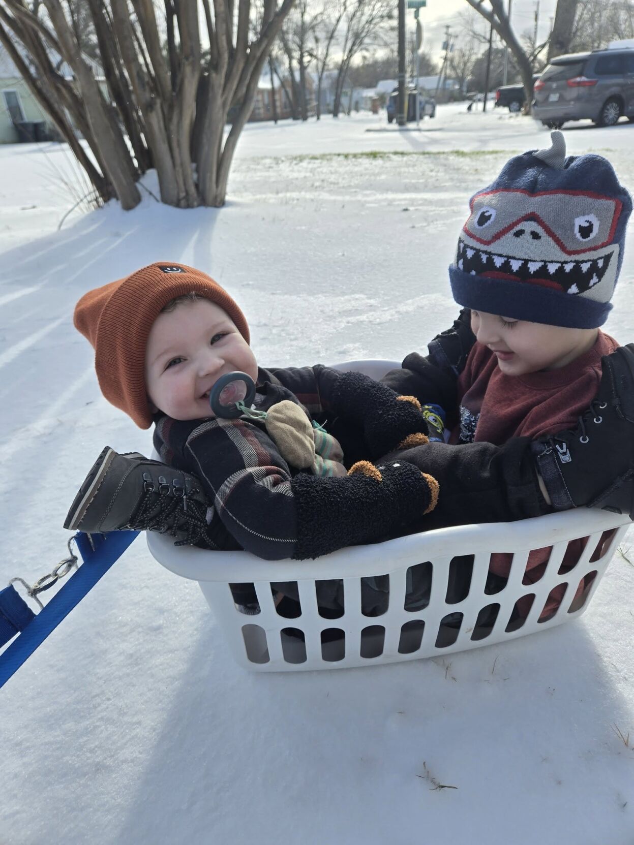 PHOTOS: Winter Storm Fern blankets Johnson County in snow, ice | Local ...