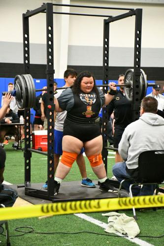 Cleburne's Lexi Harris ready for shot at 3rd state powerlifting ...