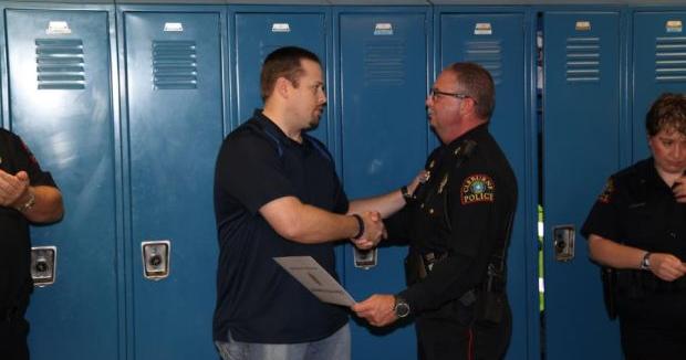 Outgoing chiefs honor two Cleburne police officers | Local News ...