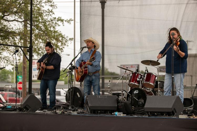 Hundreds visit SpringFest | Gallery | cleburnetimesreview.com