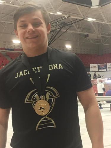 Cleburne's Wesley Free wins regional title, advances to state ...