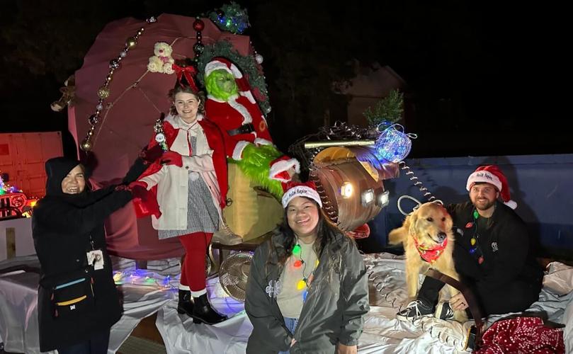 Keene's 29th annual Christmas Light Parade & Fireworks Show attracts ...