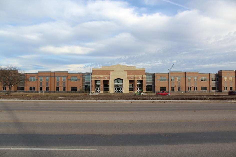 Cleburne High School open house | Photos | cleburnetimesreview.com