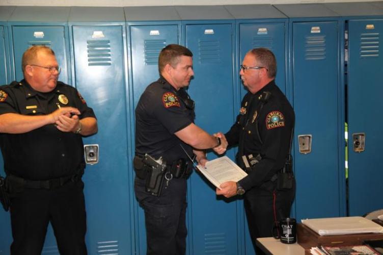 Outgoing chiefs honor two Cleburne police officers | Local News ...