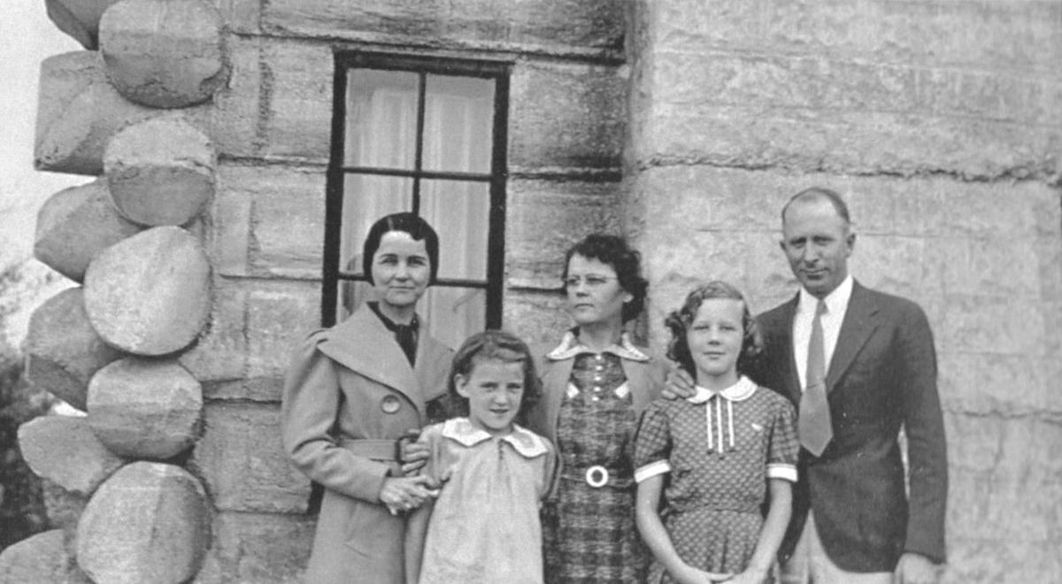 Mollie Mims: Observations of the Adams family | Living ...