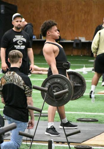 Six Jackets qualify for powerlifting regionals | Sports ...