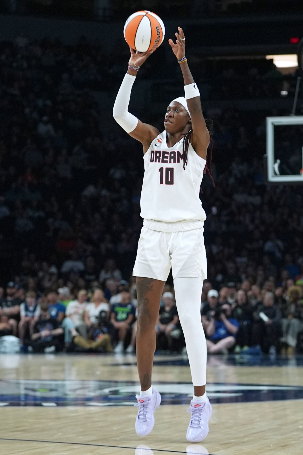 Howard sets new WNBA mark | Sports | clevelandbanner.com