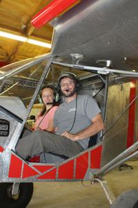 'Flying Farmer' scores 'cool dad points' after piloting plane to ...