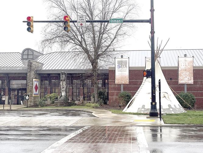 Native Americans participate in first intertribal pow wow in city of ...