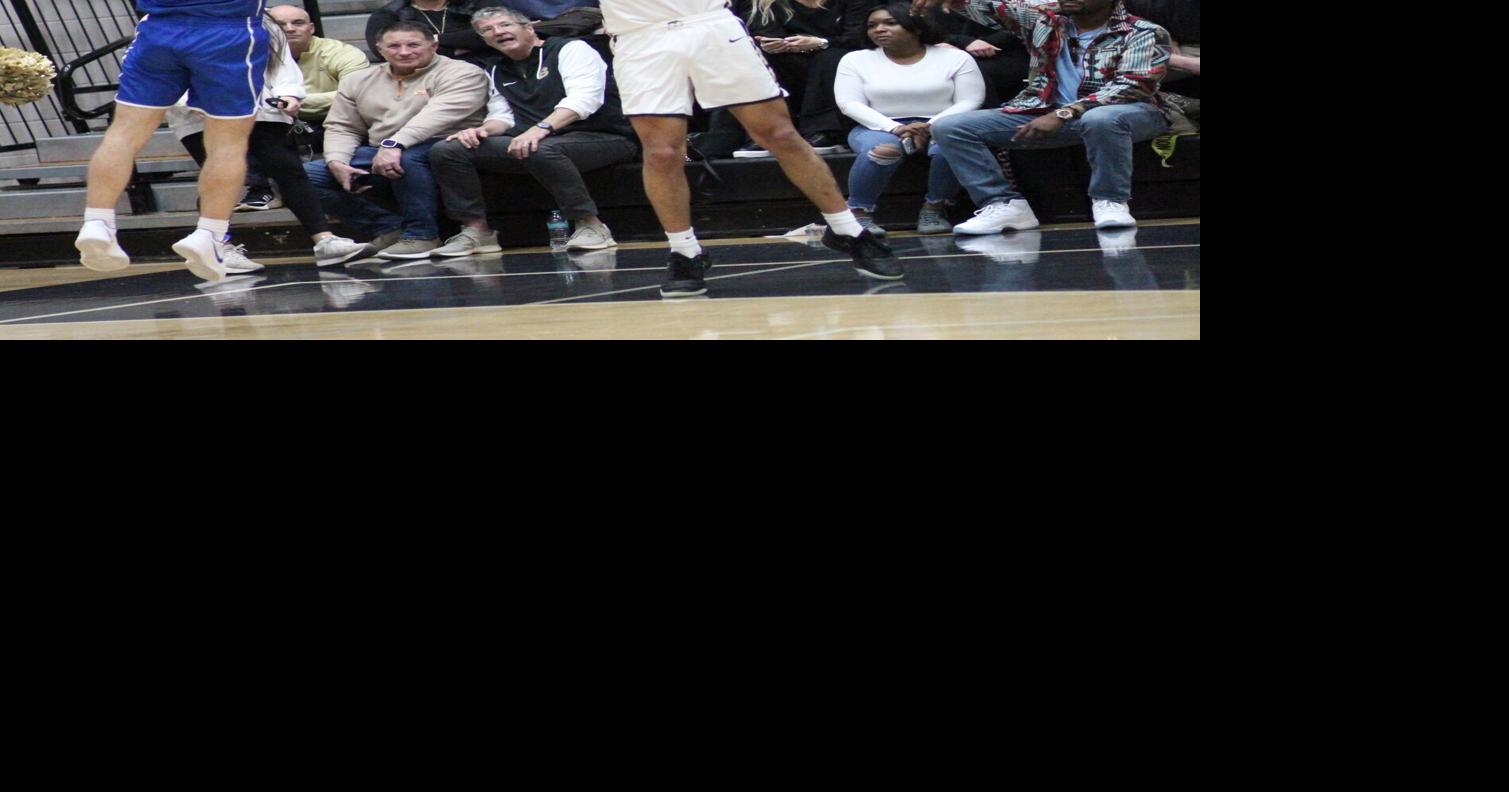 Bradley roars past hoop Raiders | Sports | clevelandbanner.com