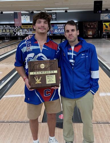 Raiders roll to 3rd straight district title | Sports | clevelandbanner.com