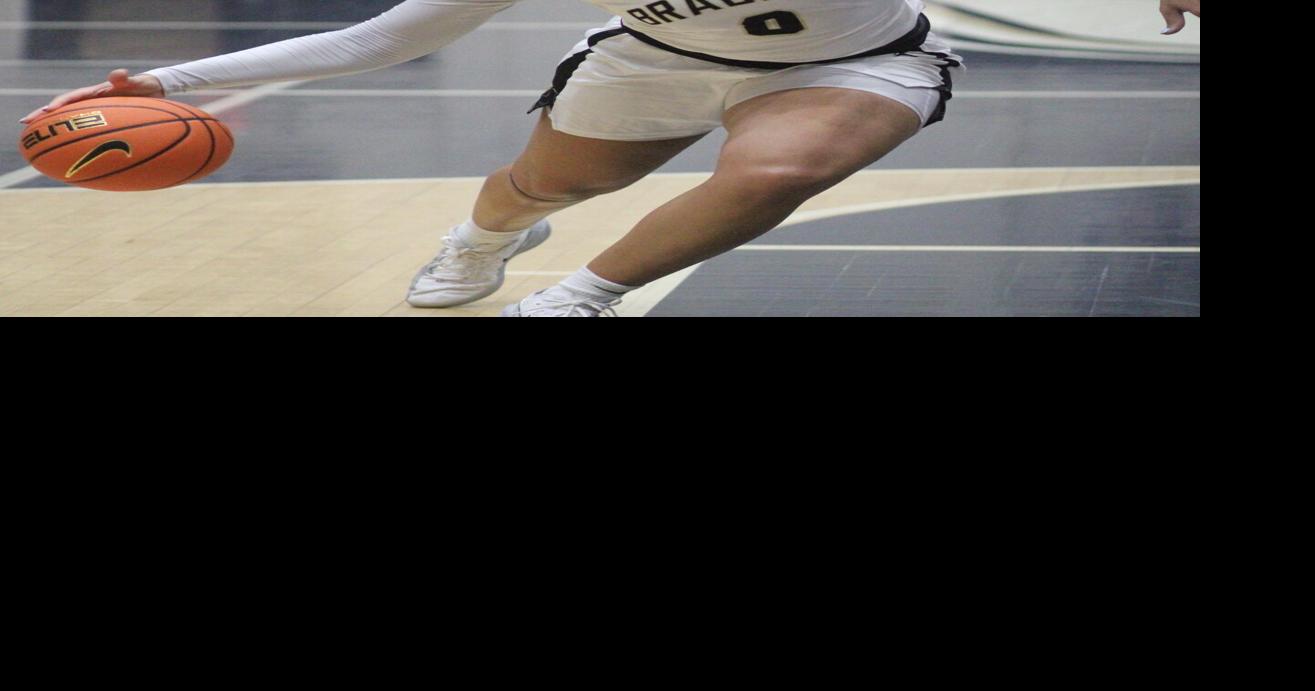Fields, Bearettes avenge summer loss | Sports | clevelandbanner.com