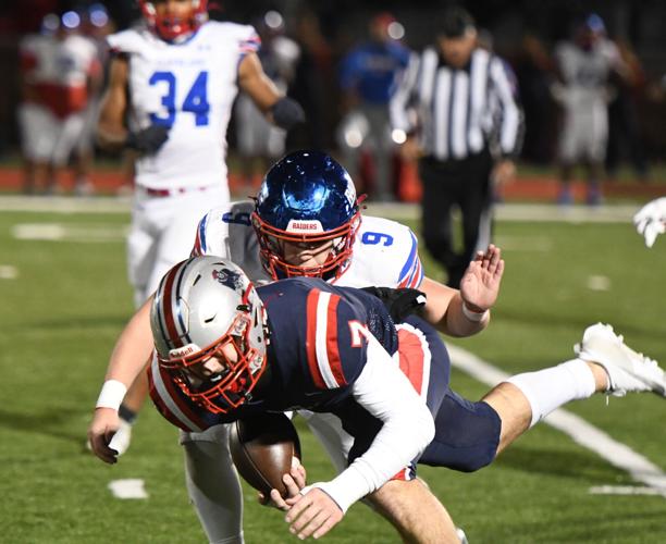 Raiders go down swinging | Sports | clevelandbanner.com