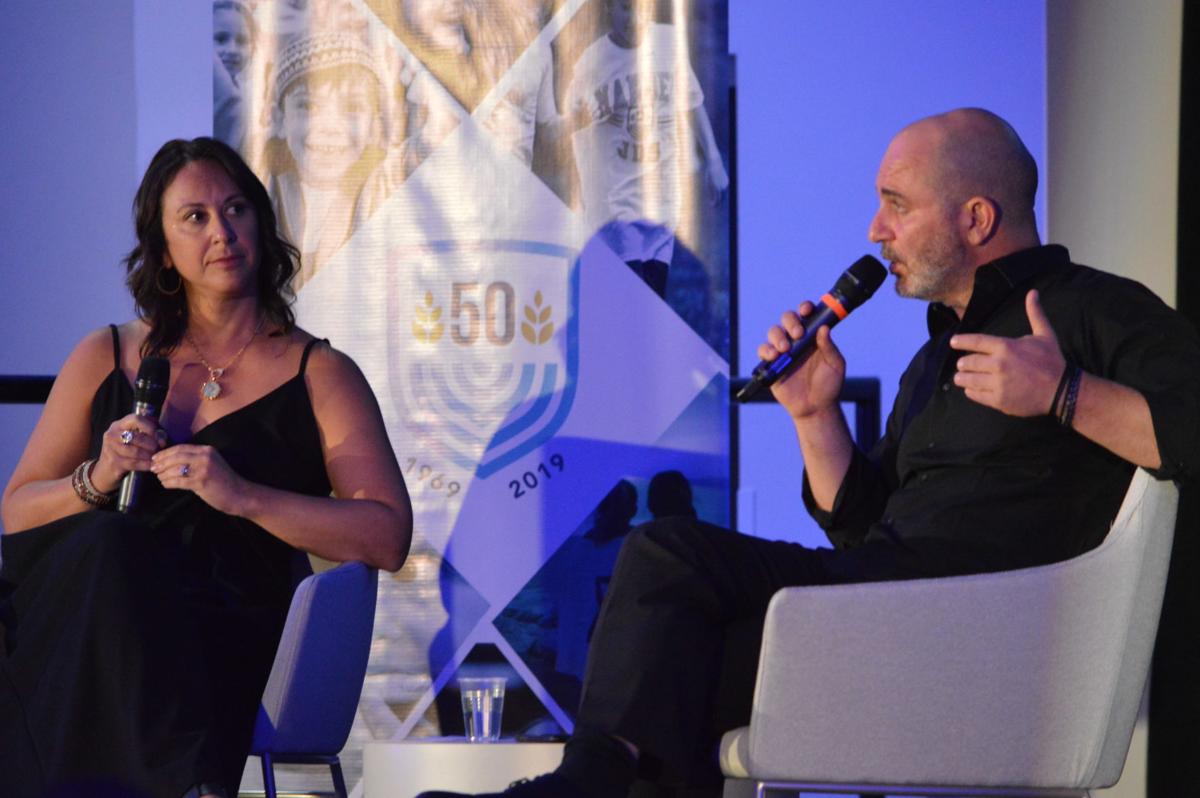 Lior Raz captivates with stories of 'Fauda,' IDF and life on the road ...