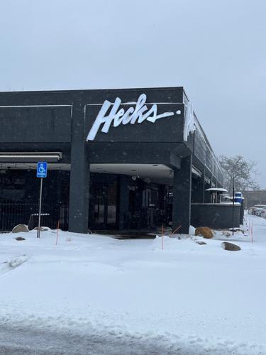 Heck’s Cafe in Beachwood adds sign to facade | Nosh ...
