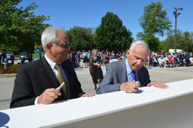 ‘Beam’ing with pride at Mandel JDS facade renovation ceremony | Local ...